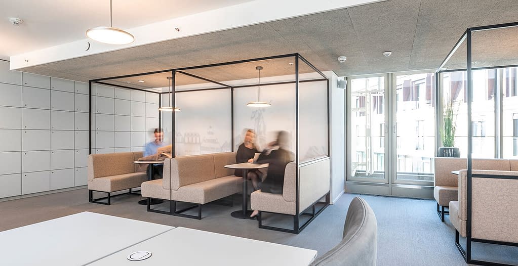 Satellite & hybrid offices - the future of the workplace — FLYDESK