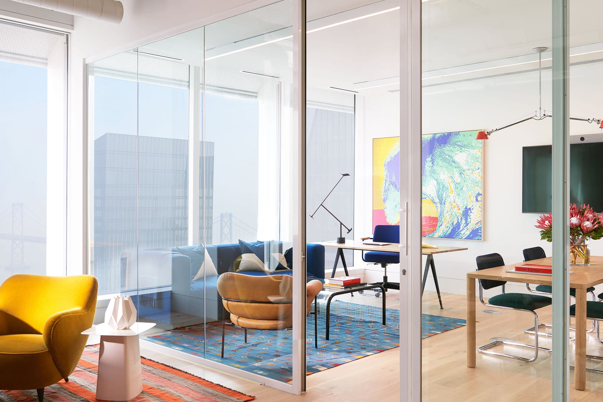 Coworking Prestige Cube - FLYDESK certified workspace