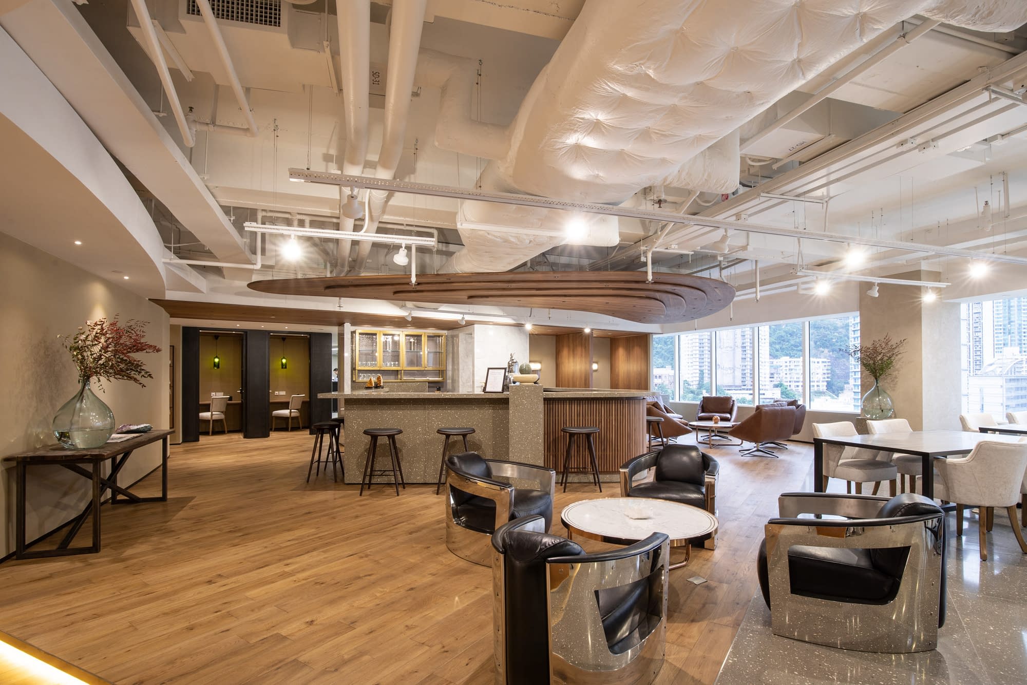 Coworking Two Pacific Place - FLYDESK certified workspace