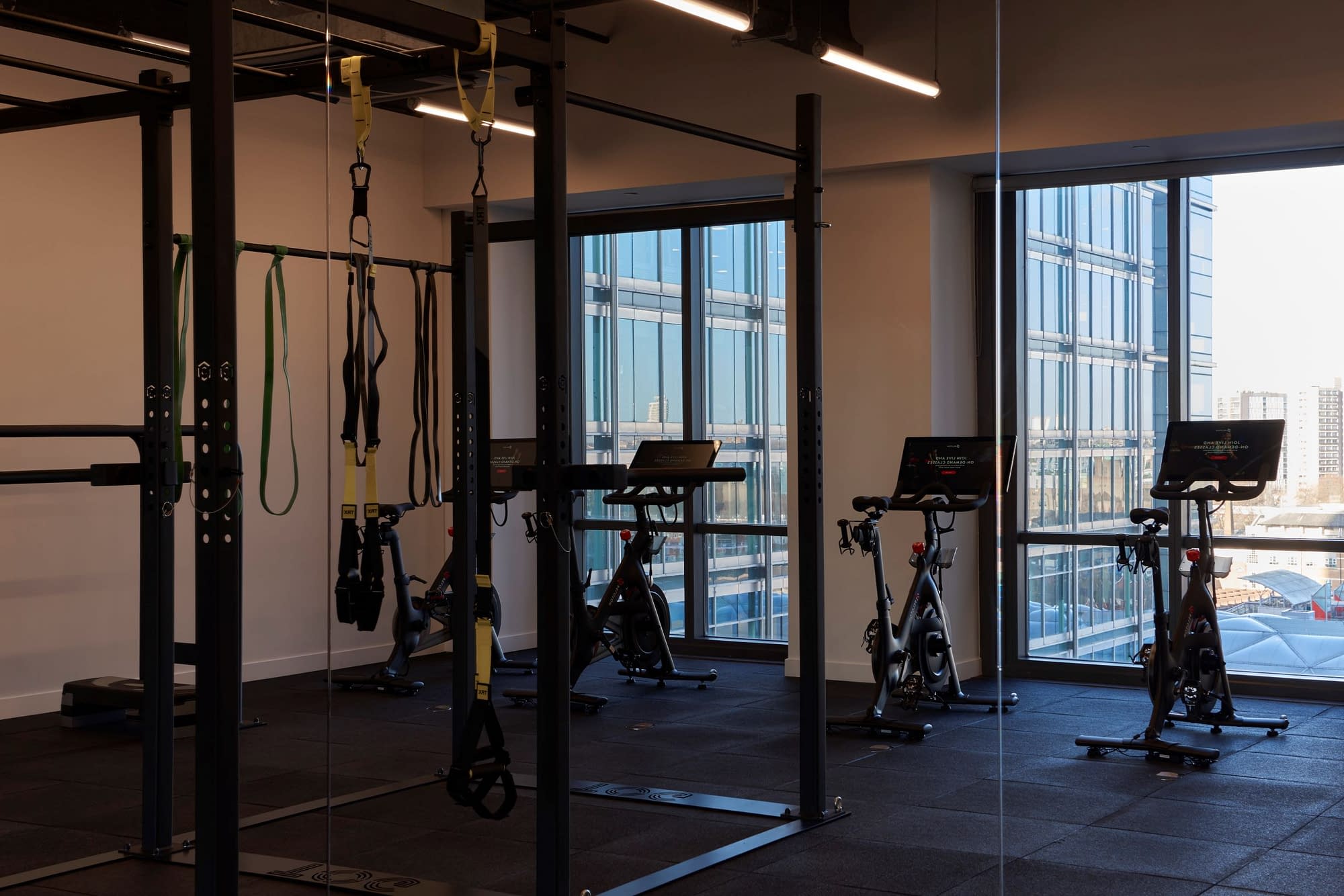 Coworking One Canada Square - FLYDESK certified workspace