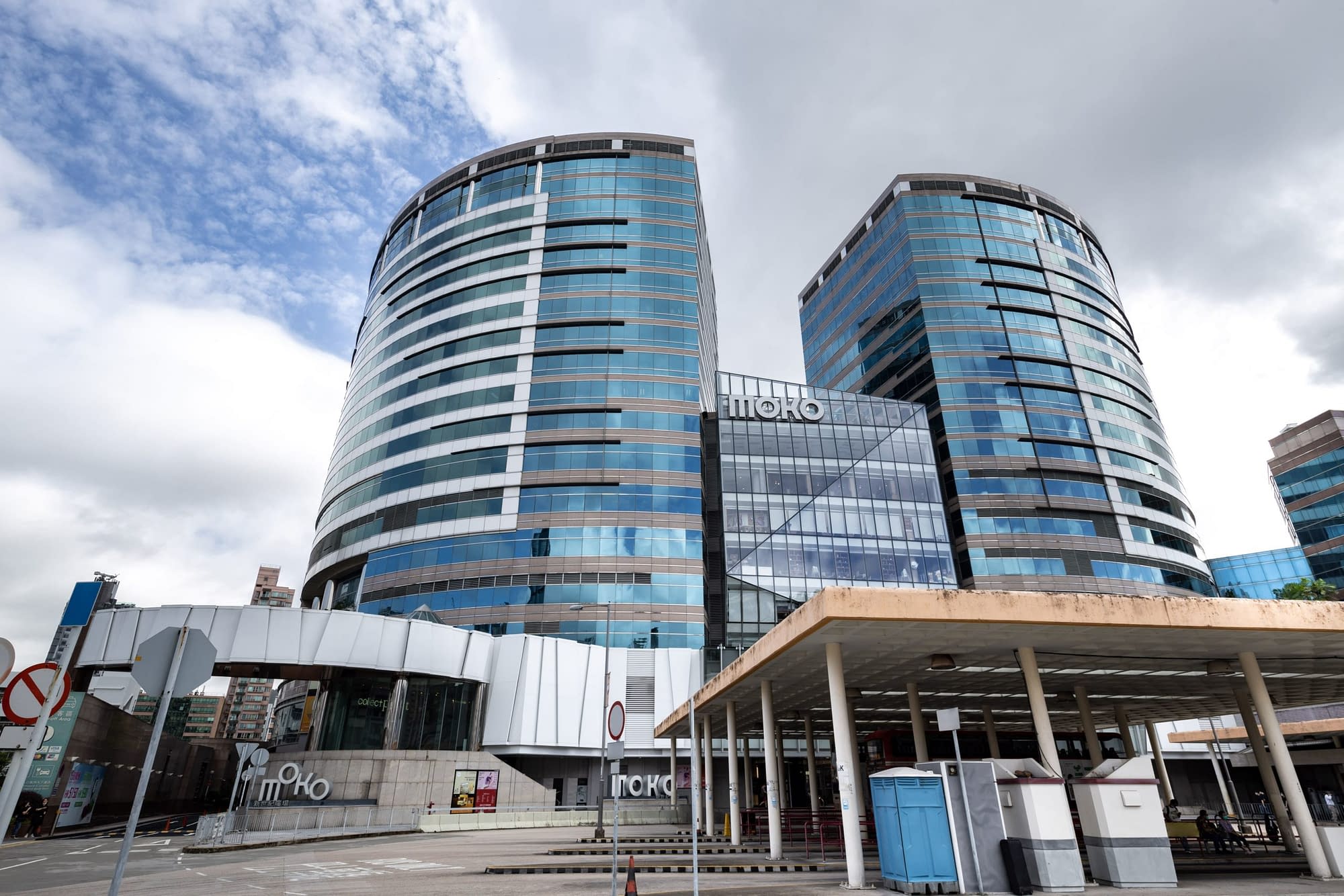 Coworking Grand Century Place - FLYDESK certified workspace