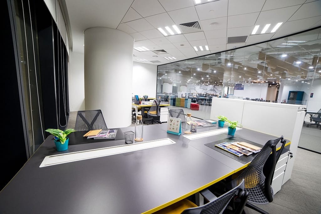 Coworking Duo Towers - FLYDESK certified workspace