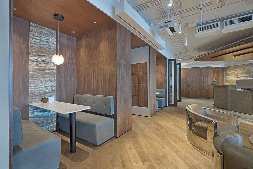 Coworking PCCW Tower - FLYDESK certified workspace