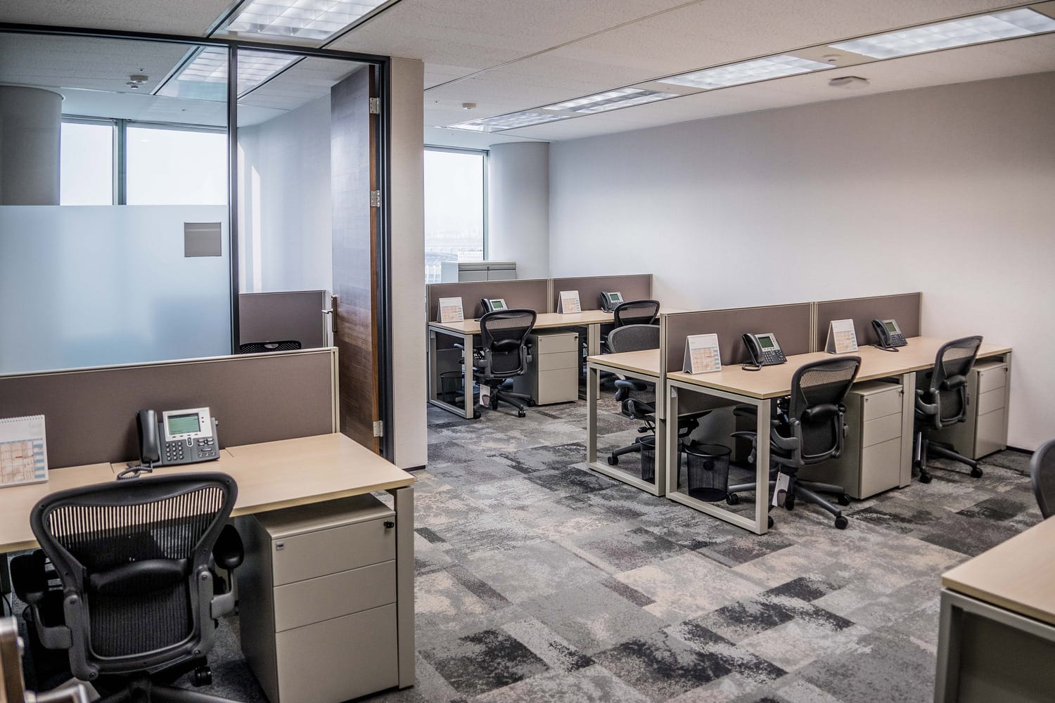 Coworking Glass Tower - FLYDESK certified workspace