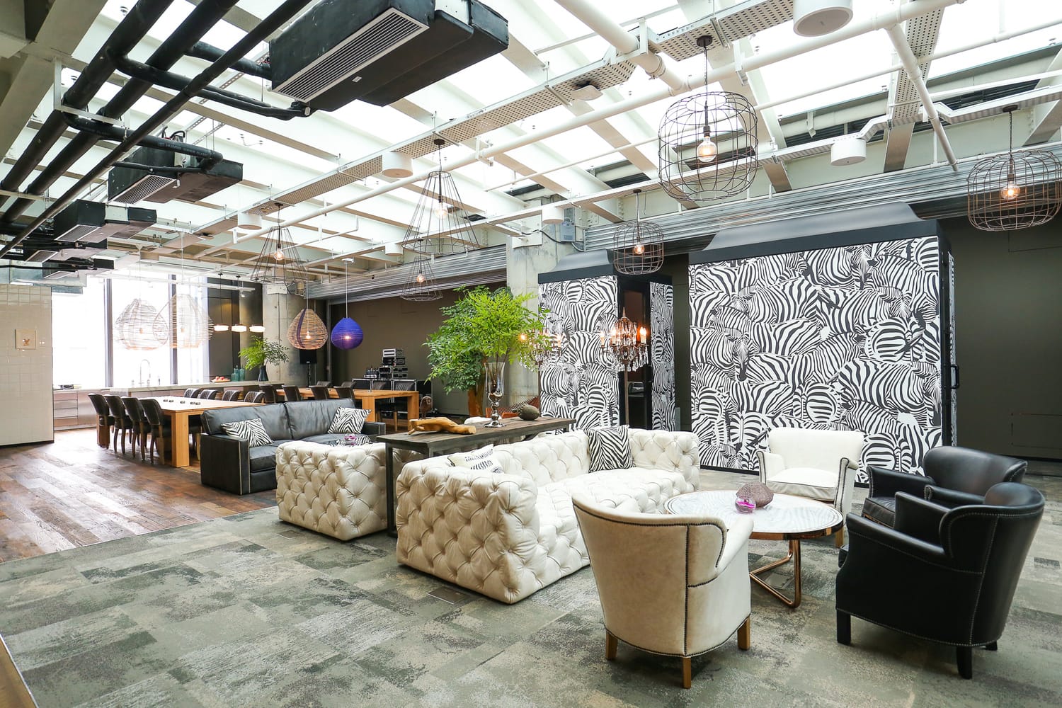 Coworking Shanghai BEA Finance Tower - FLYDESK certified workspace