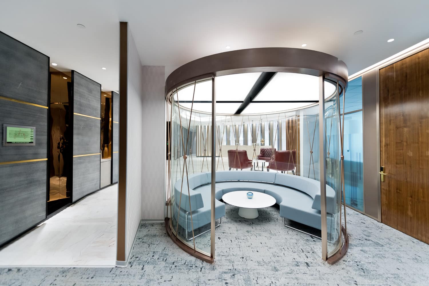 Coworking Helios Business Park - FLYDESK certified workspace