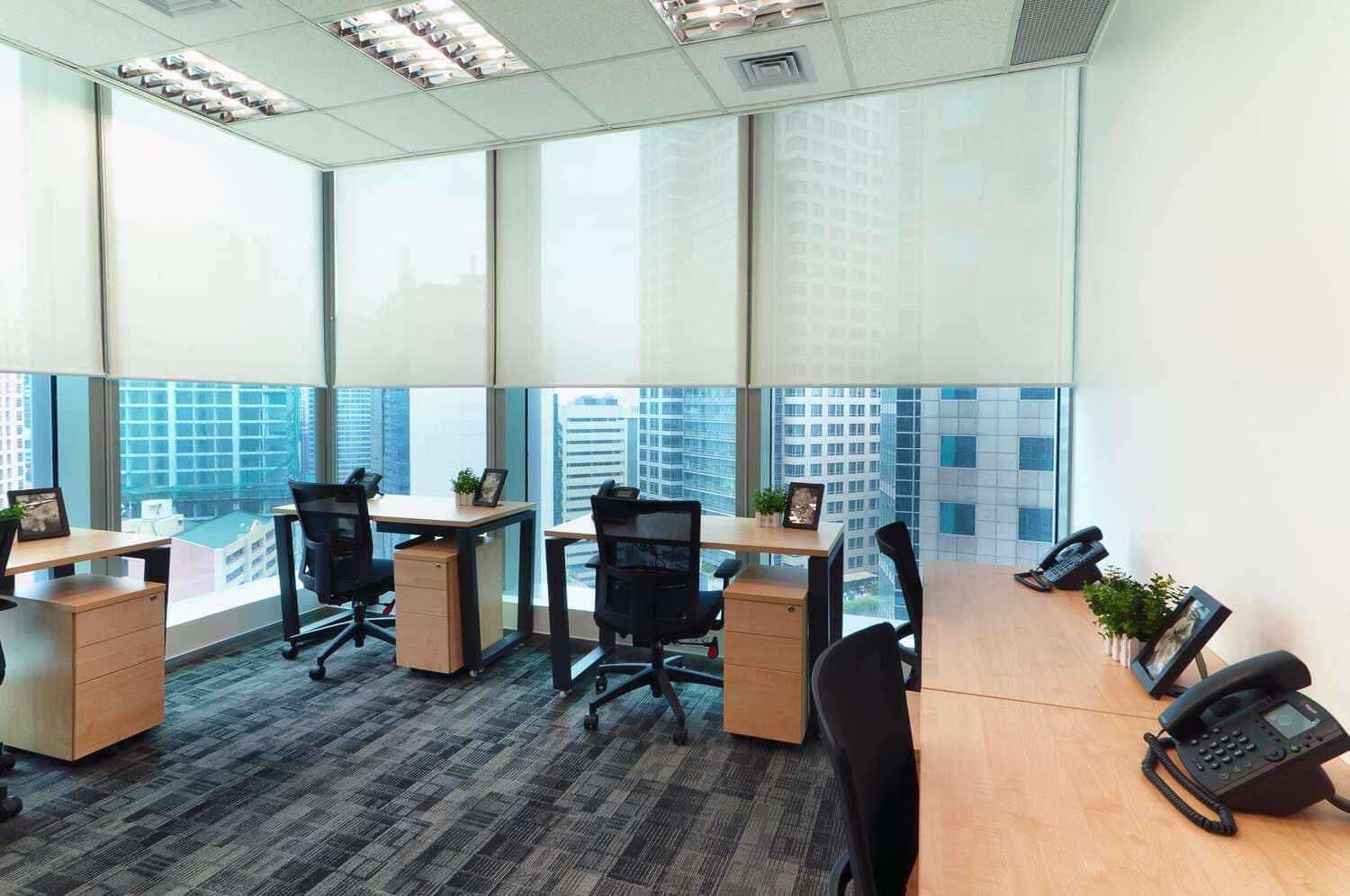 Office Tower 6789 - FLYDESK certified workspace