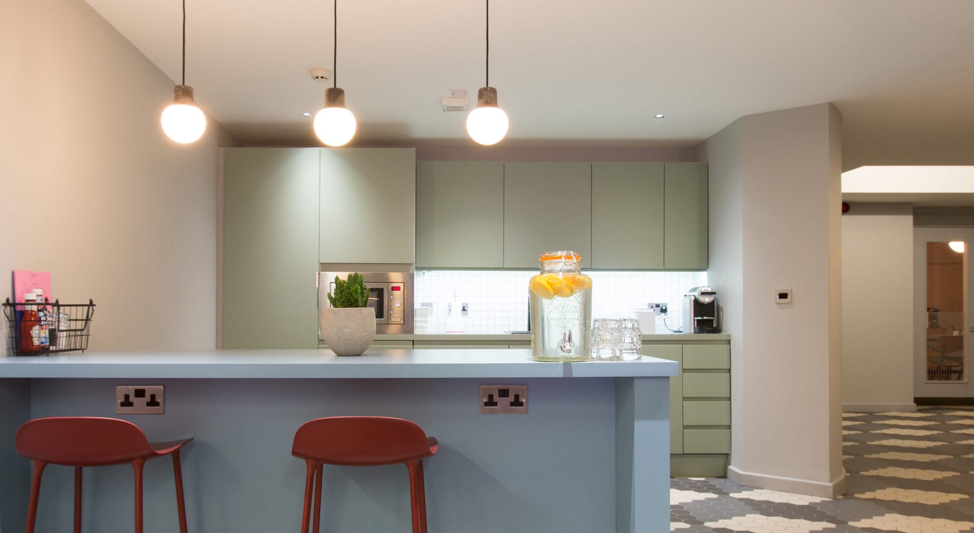 Coworking 81 Rivington St - FLYDESK certified workspace