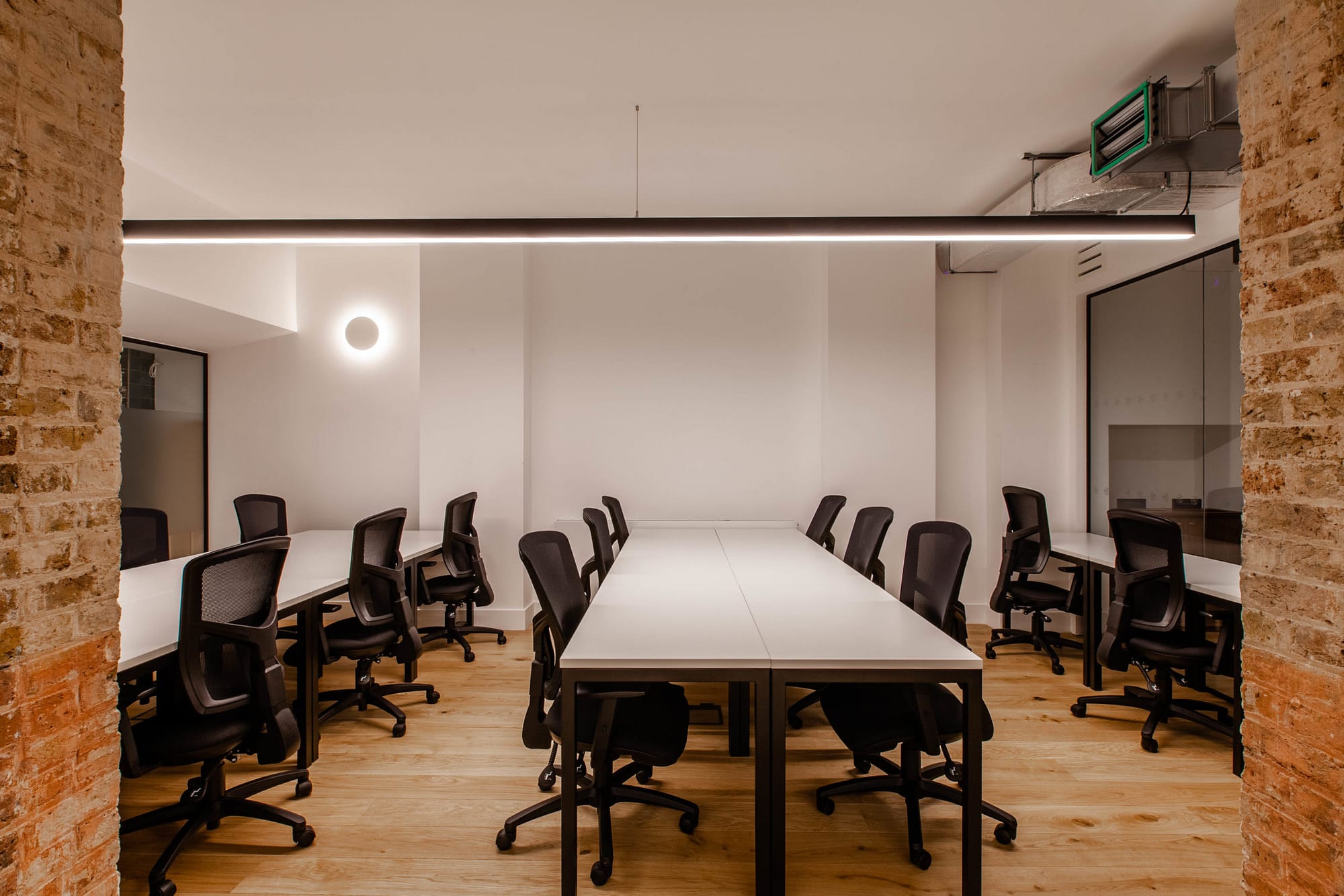 Inspiring workspace in Hammersmith - FLYDESK certified workspace