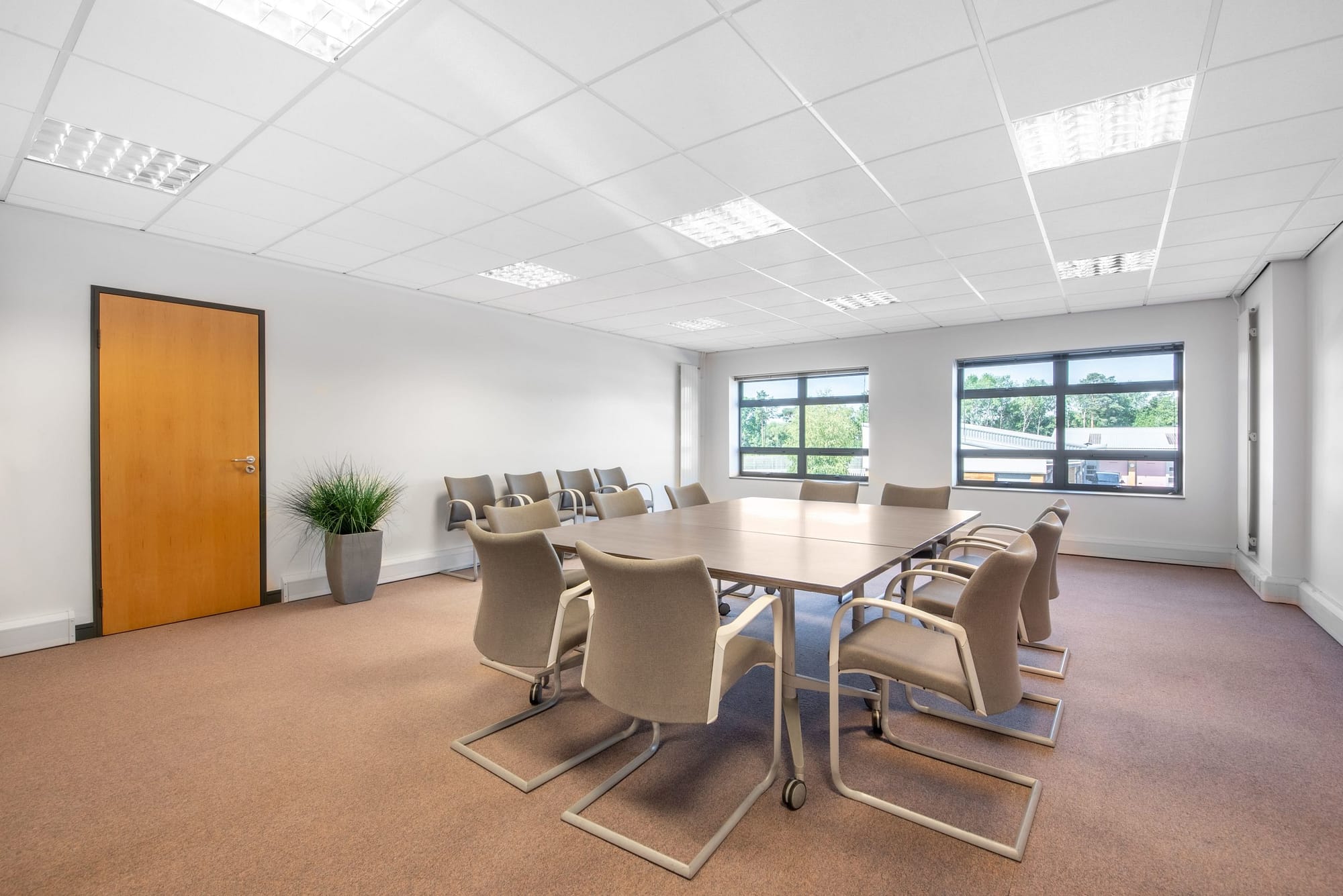 Coworking Aviation Park West Centre Limited - FLYDESK certified workspace